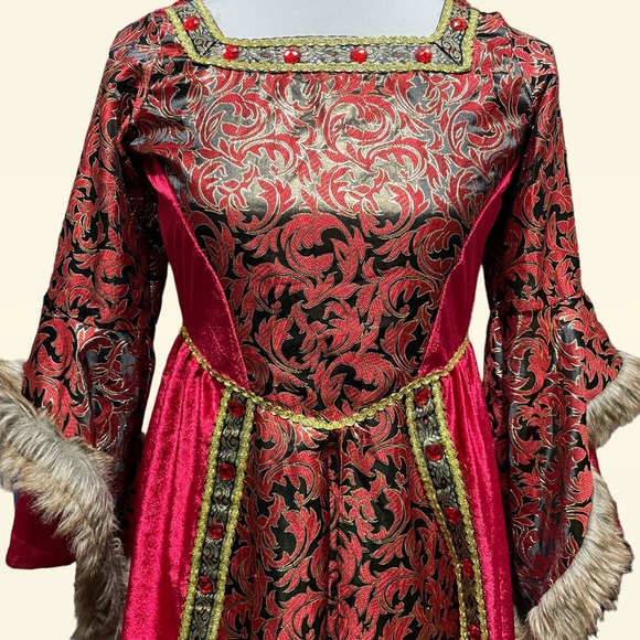 Chasing Fireflies | Dresses | Chasing Fireflies Renaissance Medieval ...